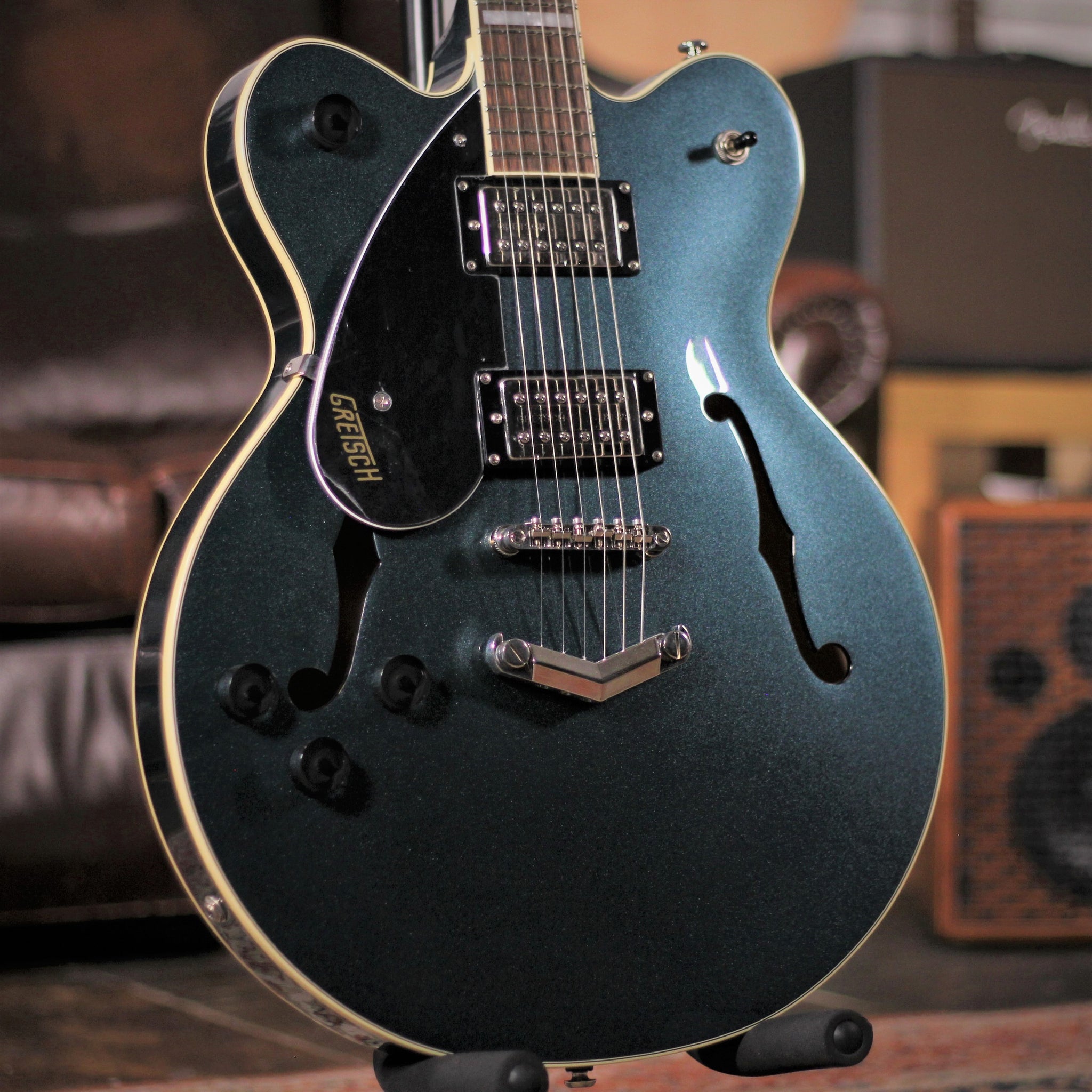 Gretsch G2622 Gunmetal Left Hand – Foulds Guitars