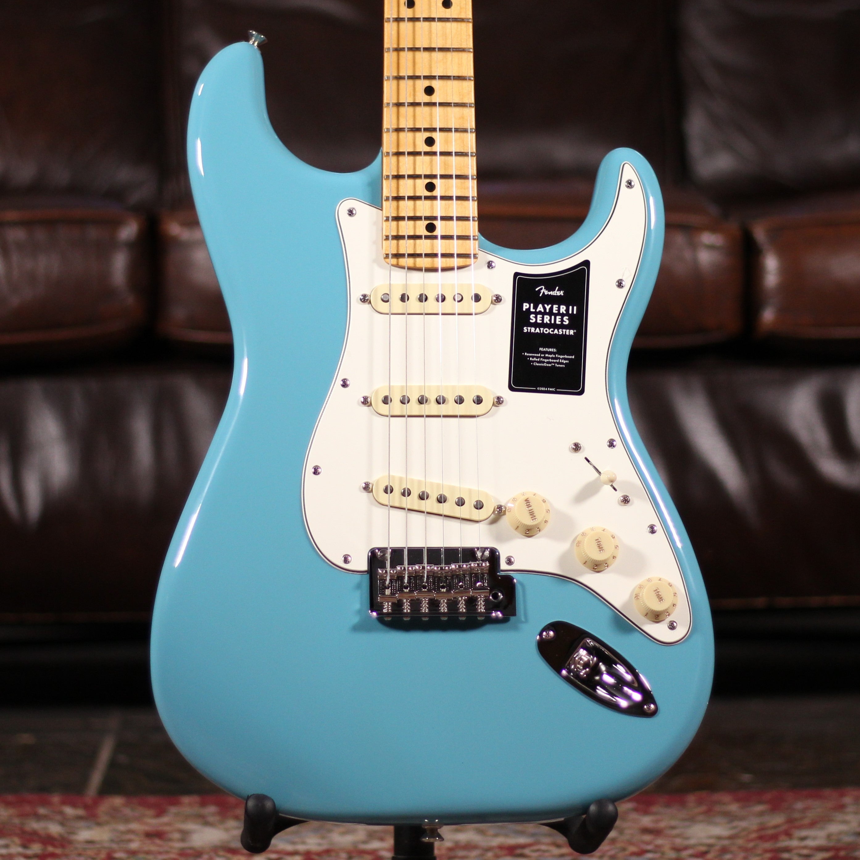 Fender Player II Stratocaster - Aquatone Blue | Electric Guitars Derby ...